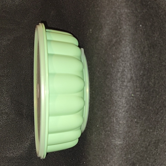 Tupperware | Kitchen | Tupperware Jello Mold With Lid | Poshmark